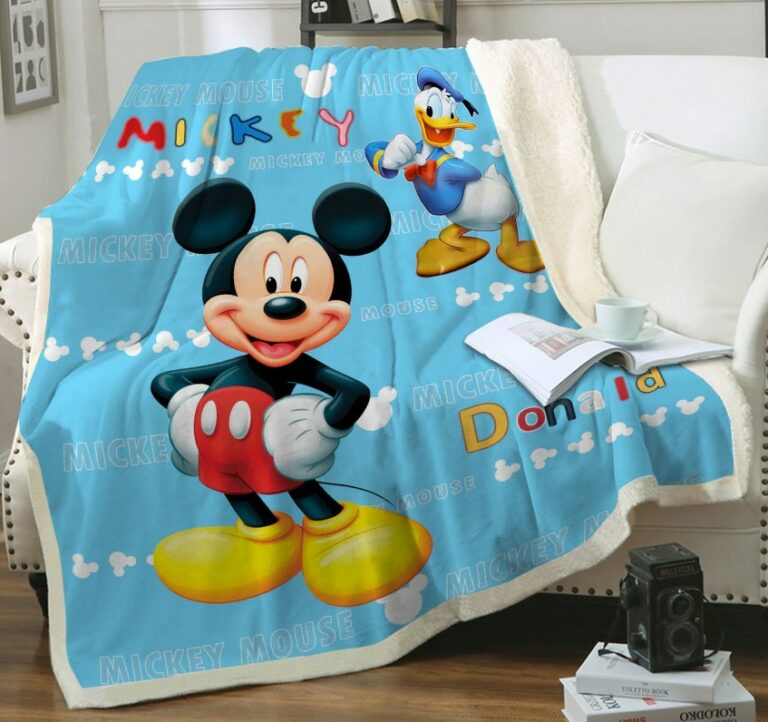 Plaid Disney bleu avec motif Mickey et Donald • Univers Plaid